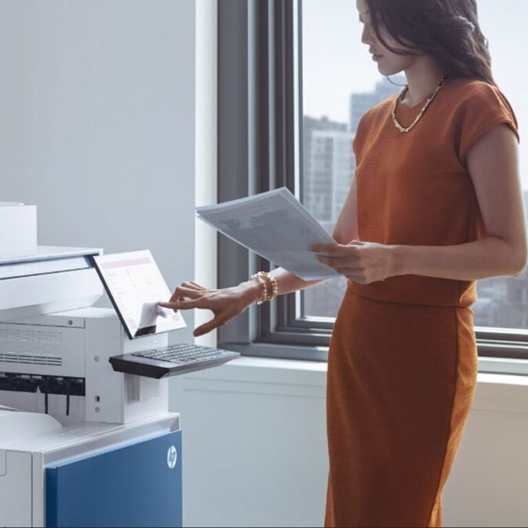 HP Colour LaserJet Managed MFP E877 Series | Landscape